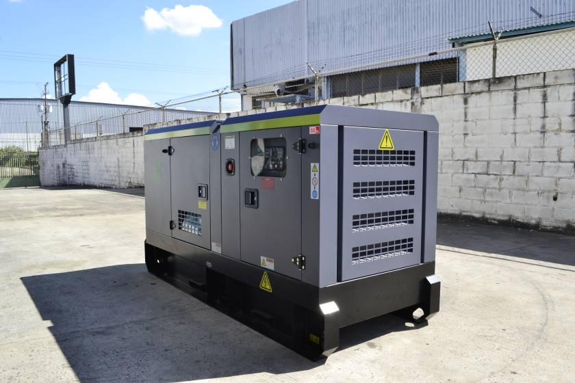 Potencia Trifásica con el Generador 55 KVA FAW